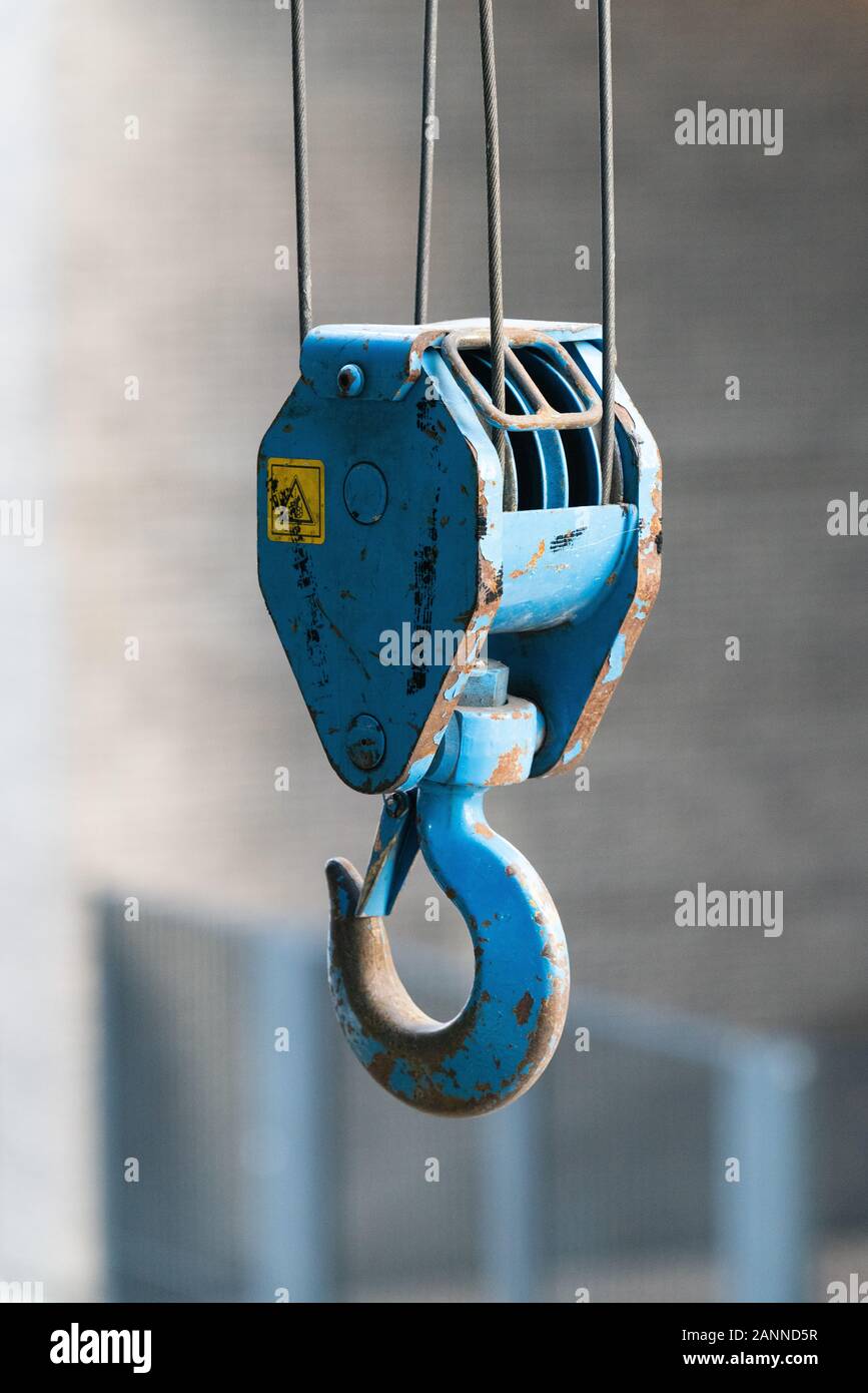 Hook crane hi-res stock photography and images - Alamy