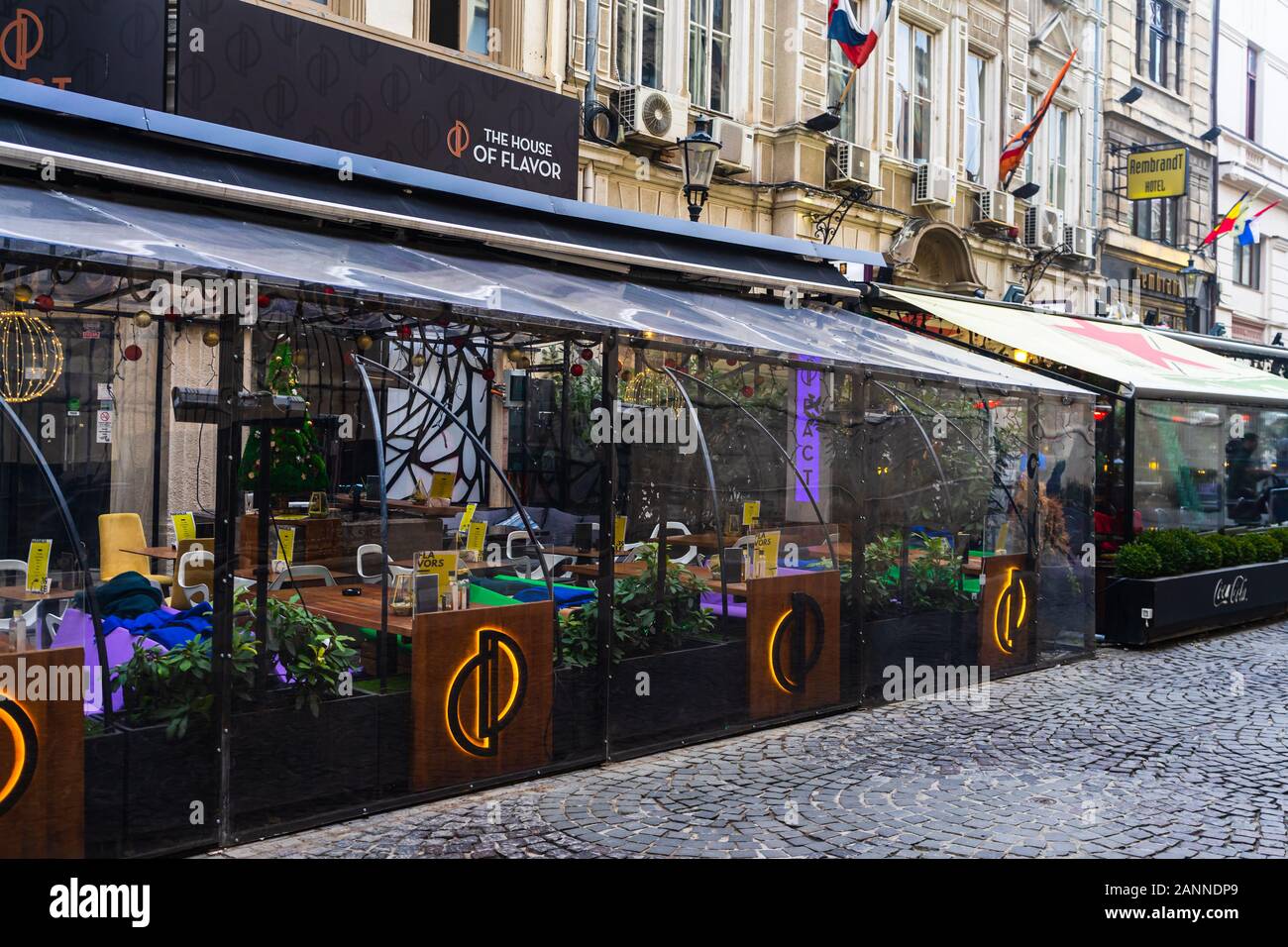 Modern coffee shop window, Bucharest, Romania, 2020 Stock Photo - Alamy