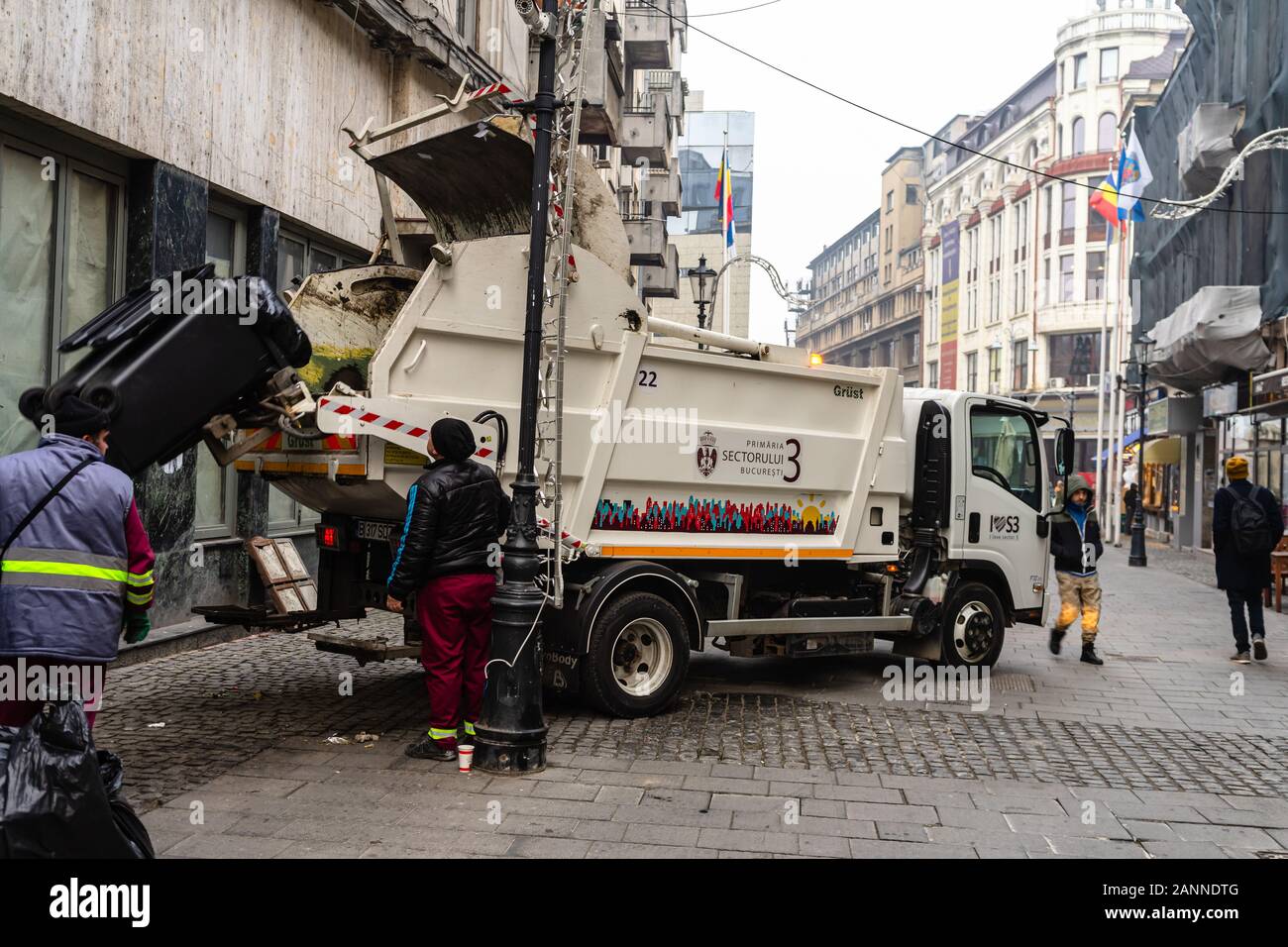 Historical garbage truck hi-res stock photography and images - Alamy