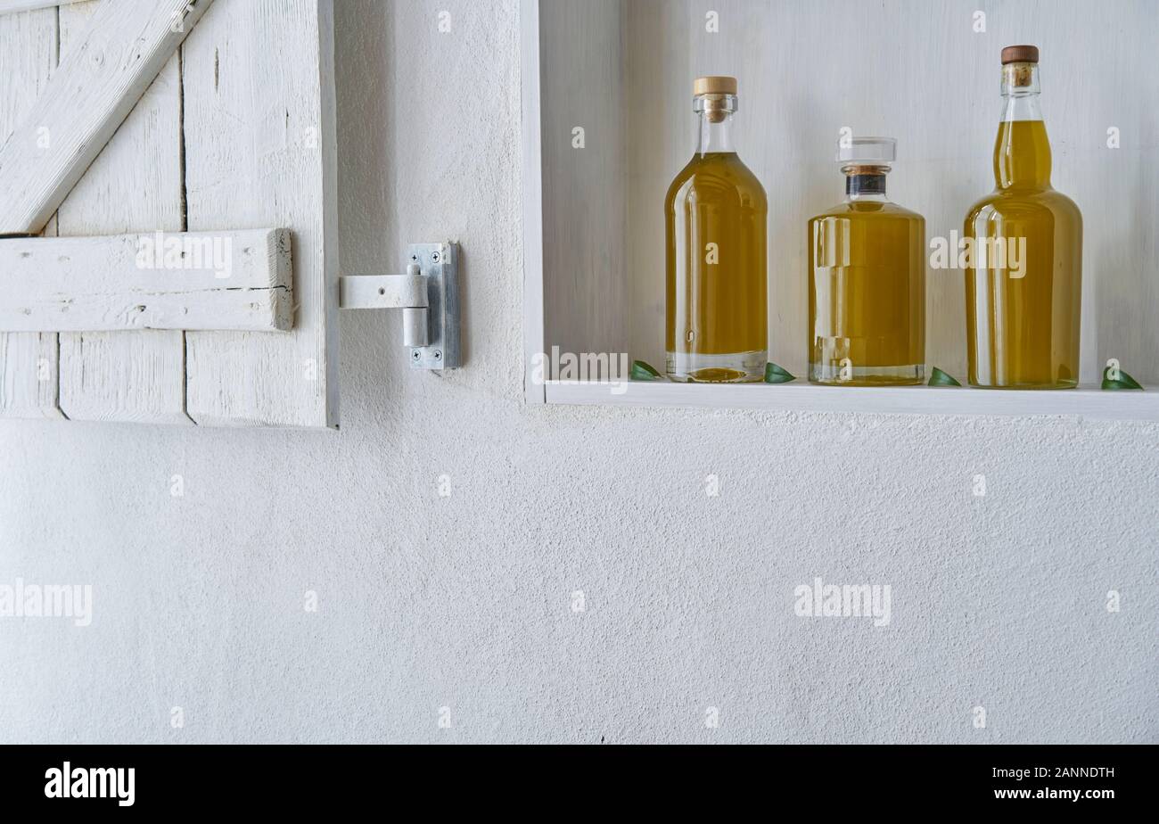 Shelf cook hi-res stock photography and images - Alamy