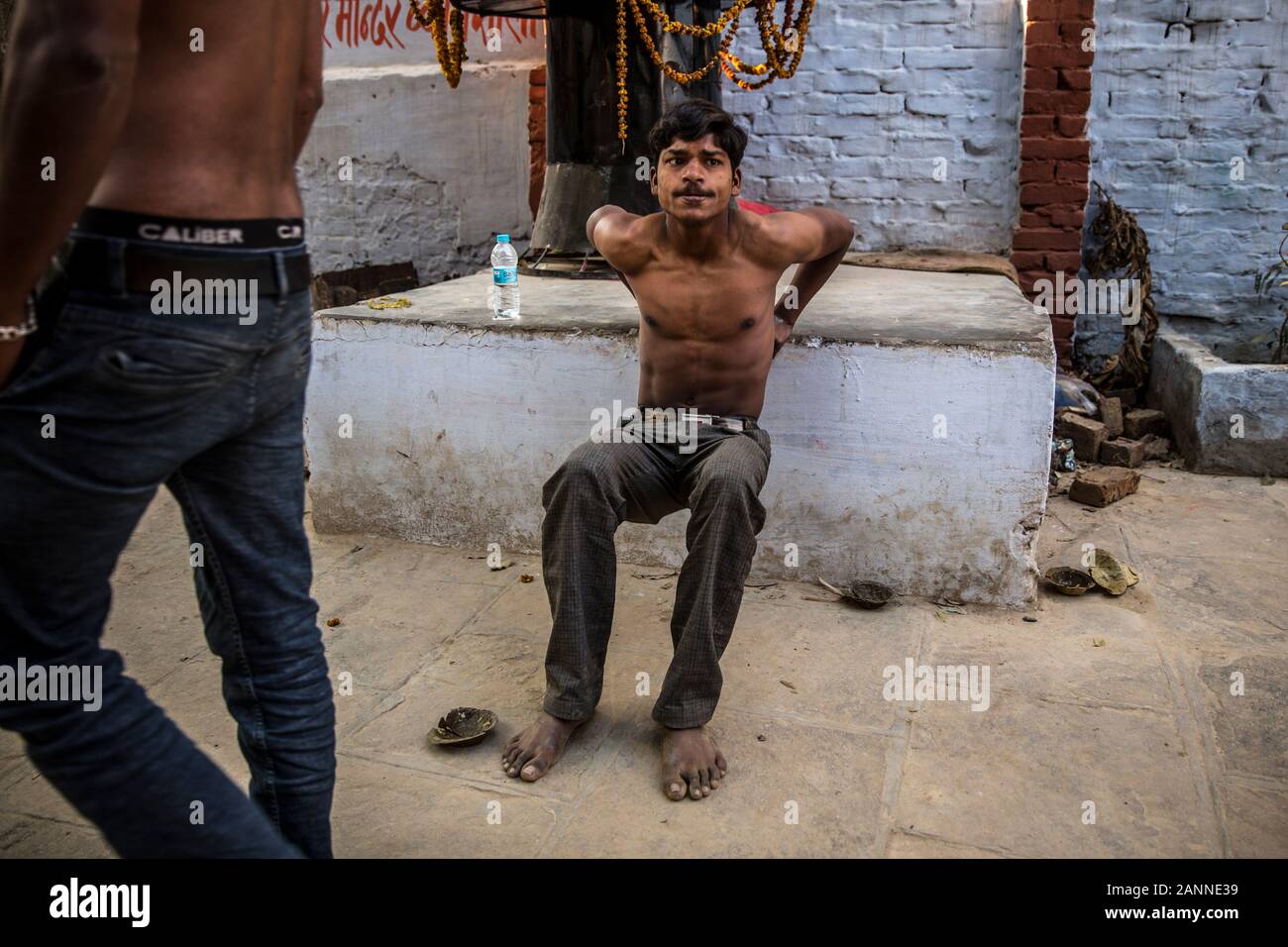 Indian wrestling pehlwani kushti hi-res stock photography and images ...