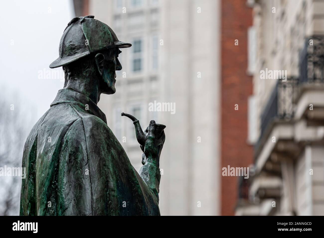 Sherlock Holmes statue outside Baker Street underground station - image ...
