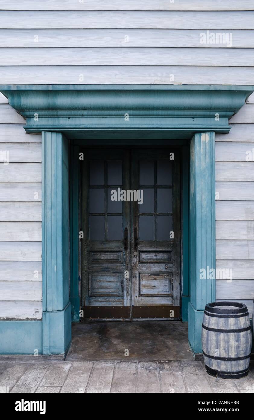 vintage American style building gate facade view Stock Photo - Alamy