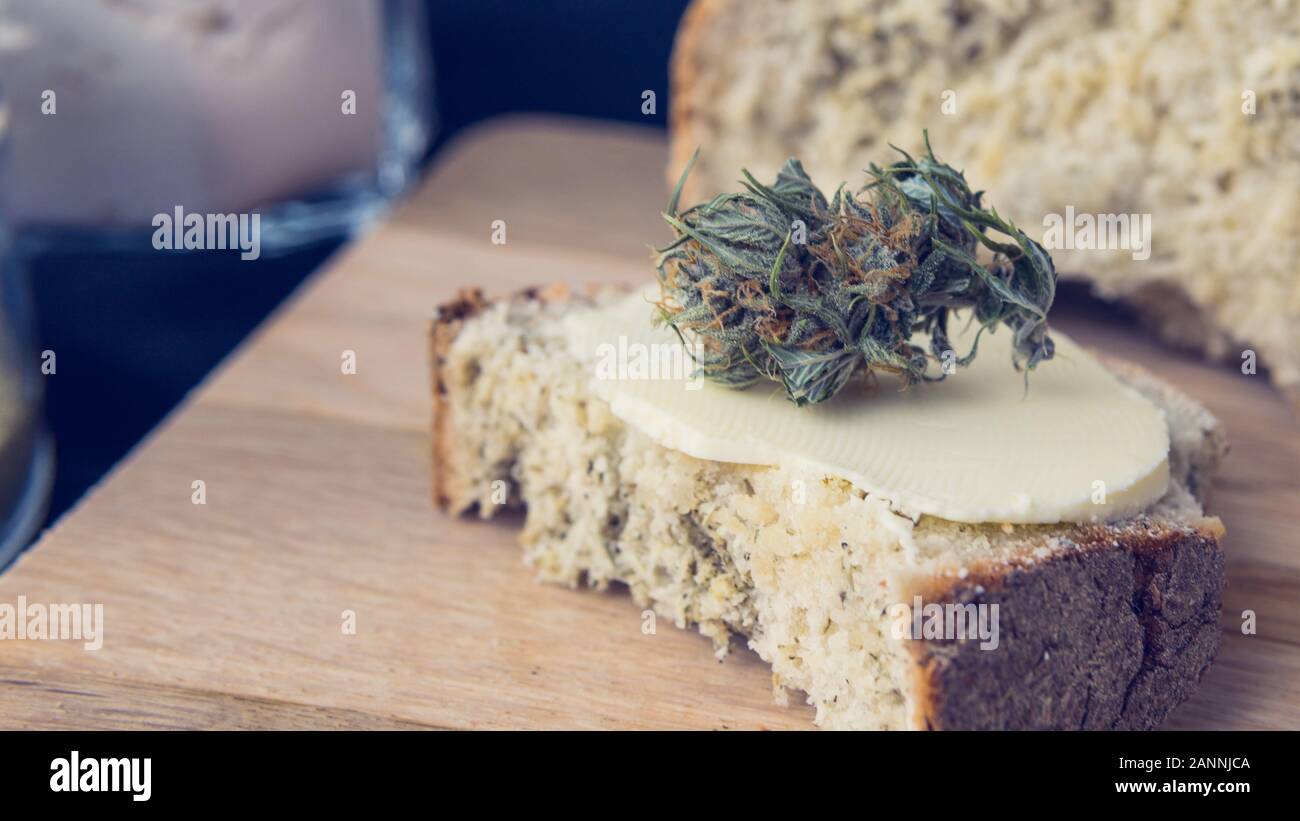 Cook industry hi-res stock photography and images - Alamy