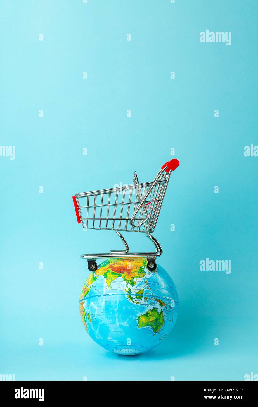 World sale and Internet sales concept. Supermarket cart with earth ...