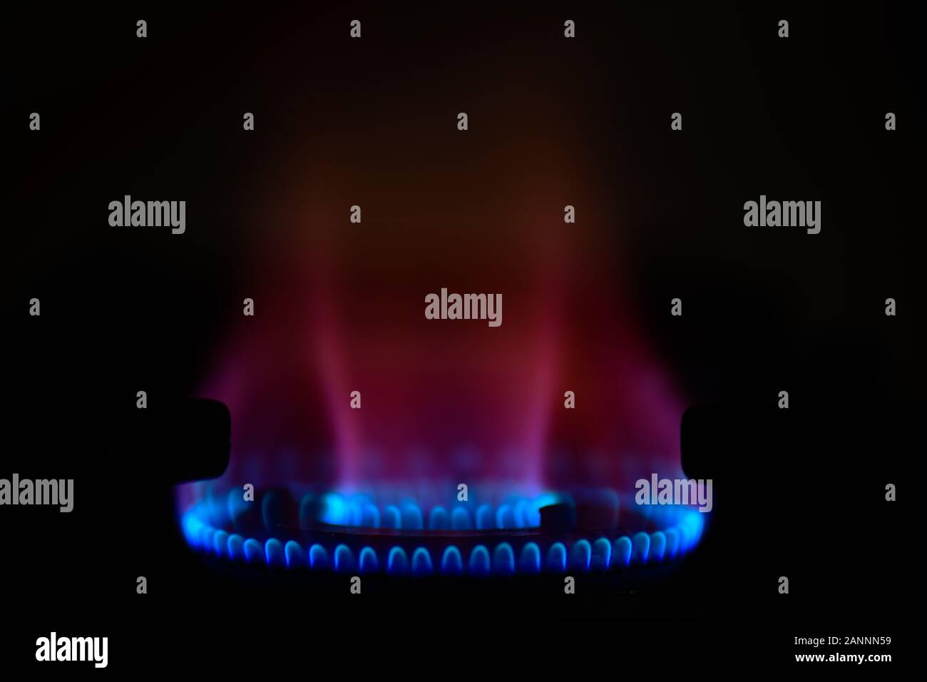 Round burner hi-res stock photography and images - Alamy