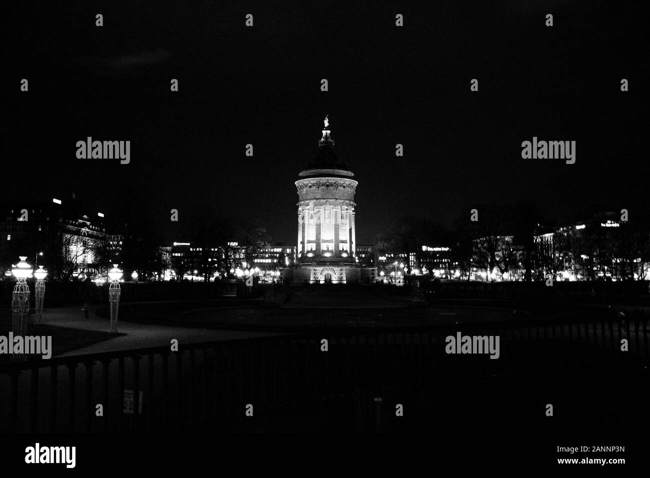 Dome lights Black and White Stock Photos & Images - Alamy