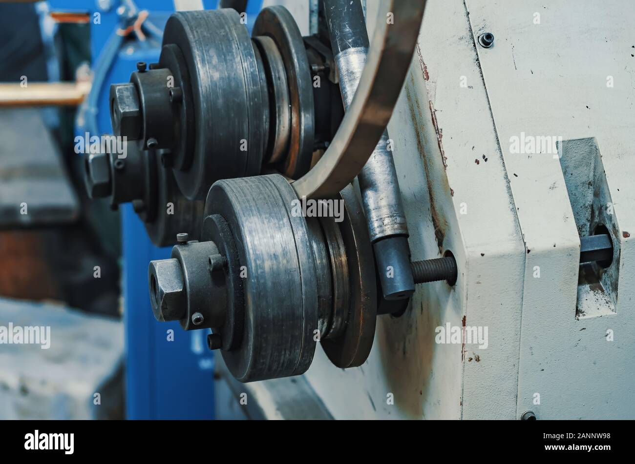 Bending arc hi-res stock photography and images - Alamy