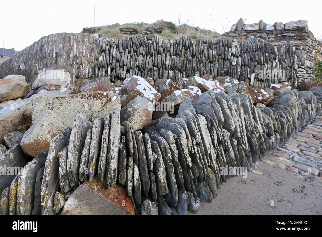 Man made sea wall barrier hi-res stock photography and images - Alamy
