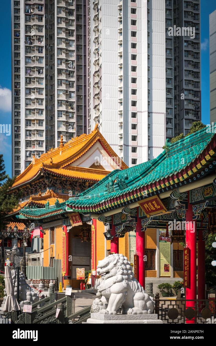 Traditional hong kong architecture hi-res stock photography and images ...