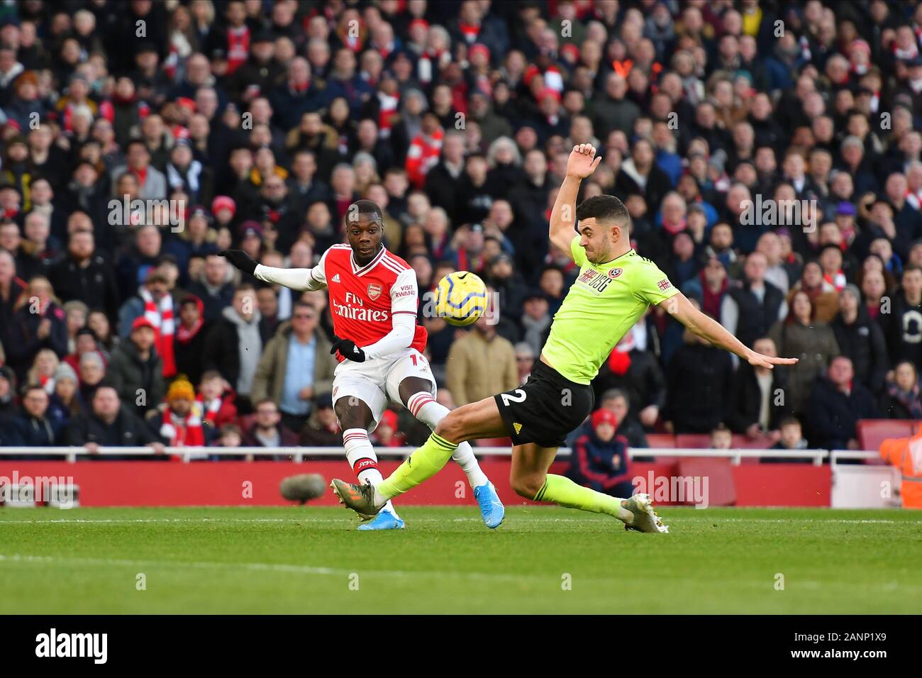 Nicolas pepe of arsenal battles hi-res stock photography and images - Alamy