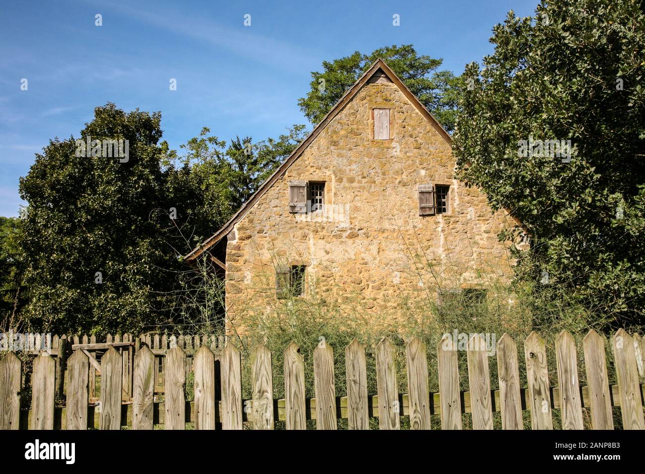 Historical Hans Herr House architecture, Amish homestead, Lancaster ...