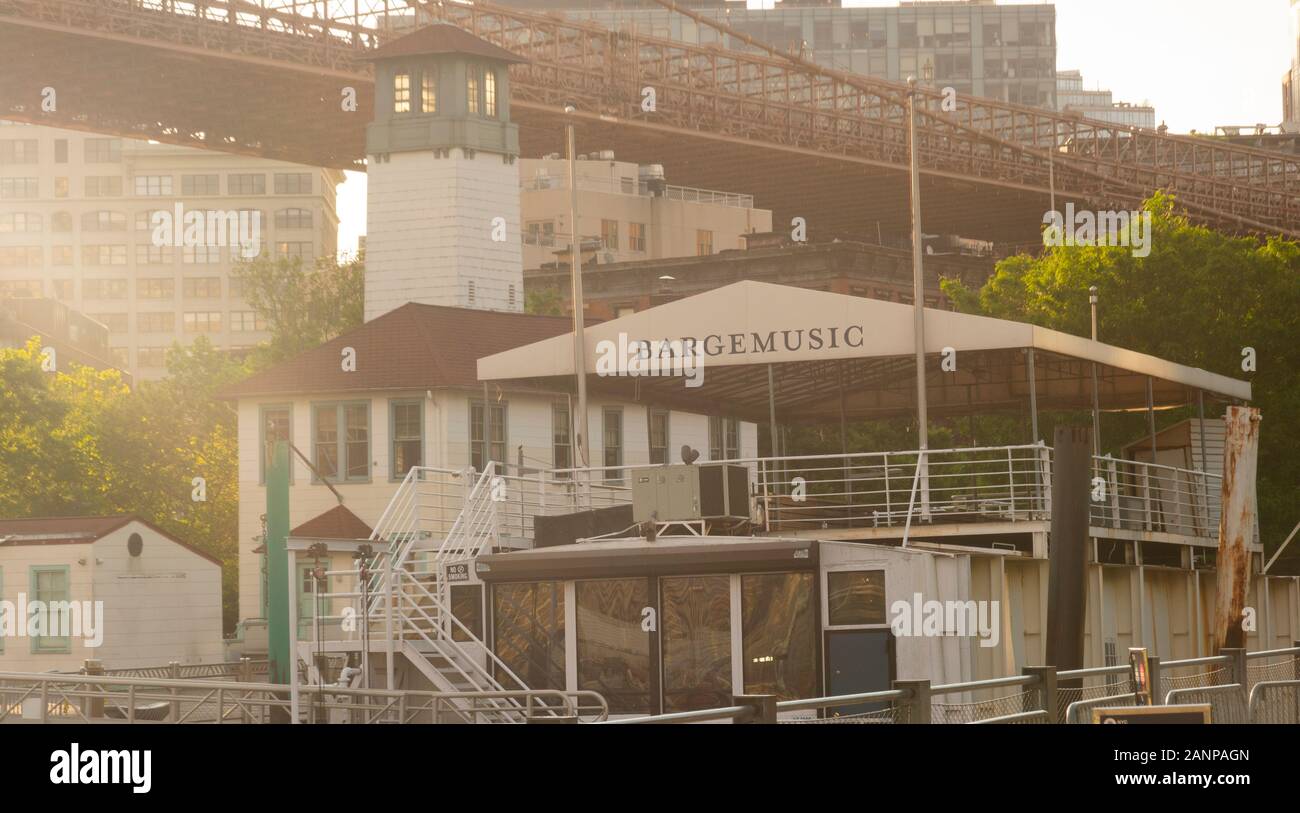 Barge music boat docked in Brooklyn NYC Stock Photo - Alamy