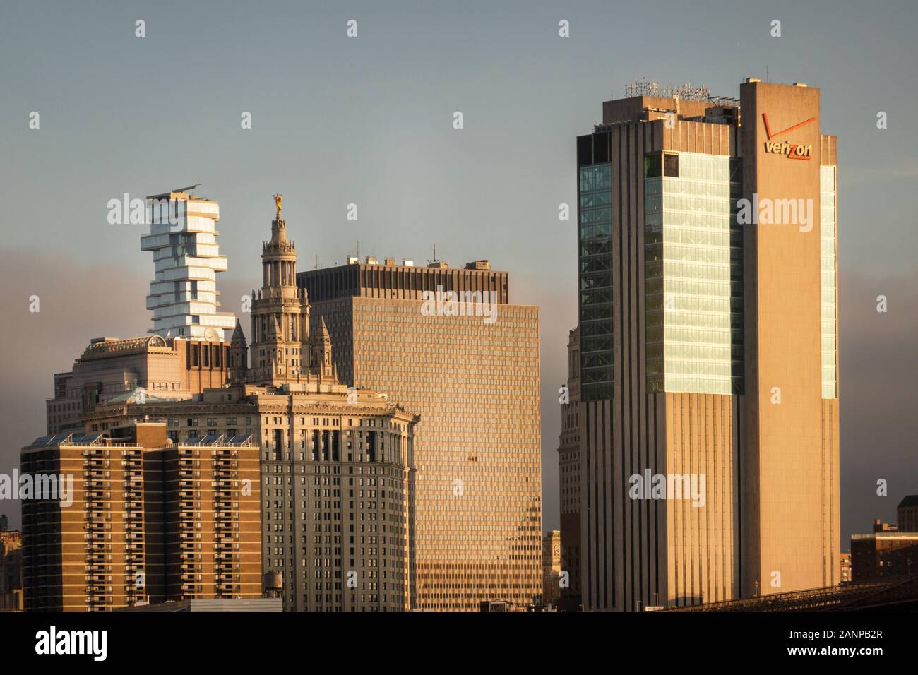 Verizon building new york hi-res stock photography and images - Alamy