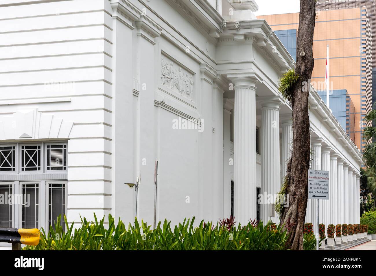 National university of singapore hi-res stock photography and images ...