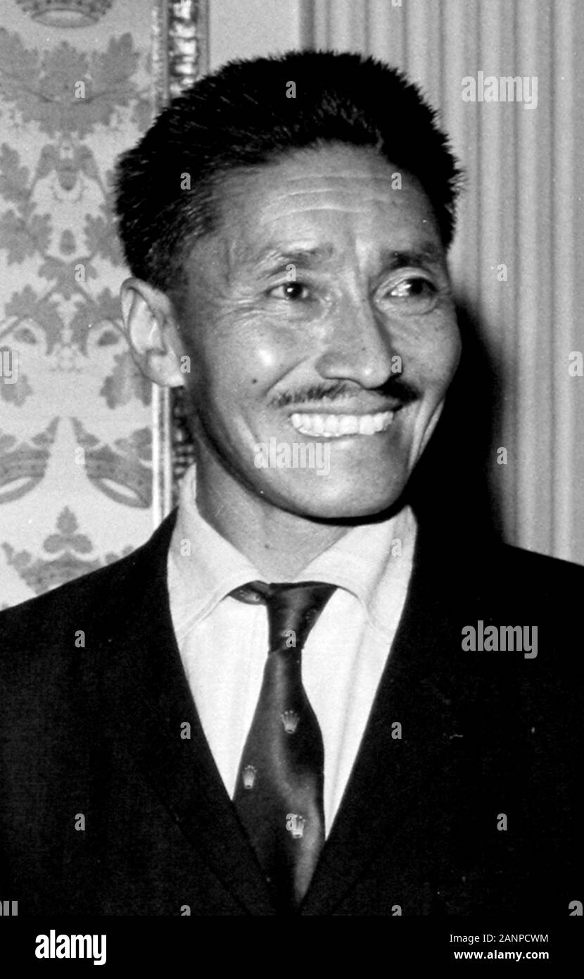 Sherpa tenzing norgay hi-res stock photography and images - Alamy