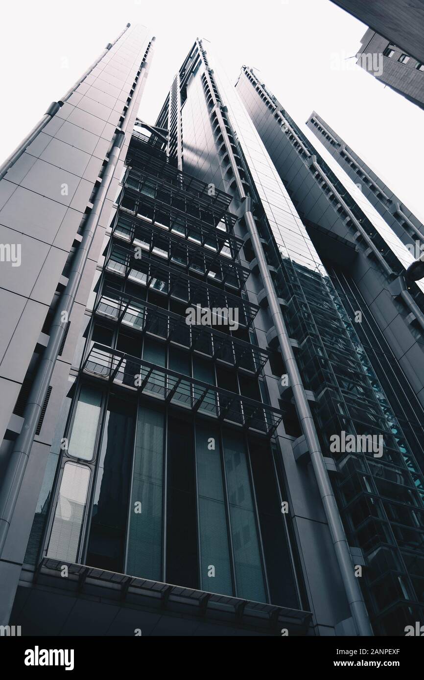 Side facade of the HSBC Building designed by Foster Stock Photo - Alamy