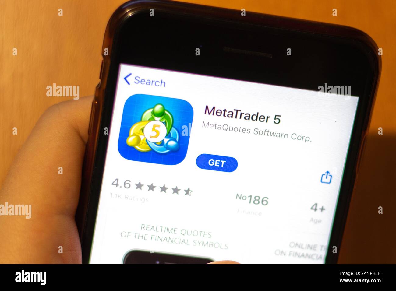 Los Angeles, California, USA - 17 January 2020: Mobile phone in hand ...