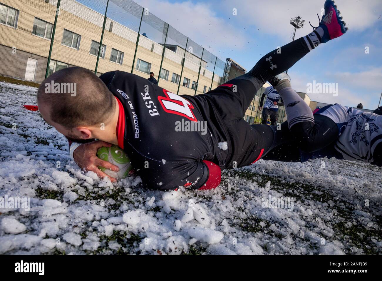 Snow in rugby hi-res stock photography and images - Alamy