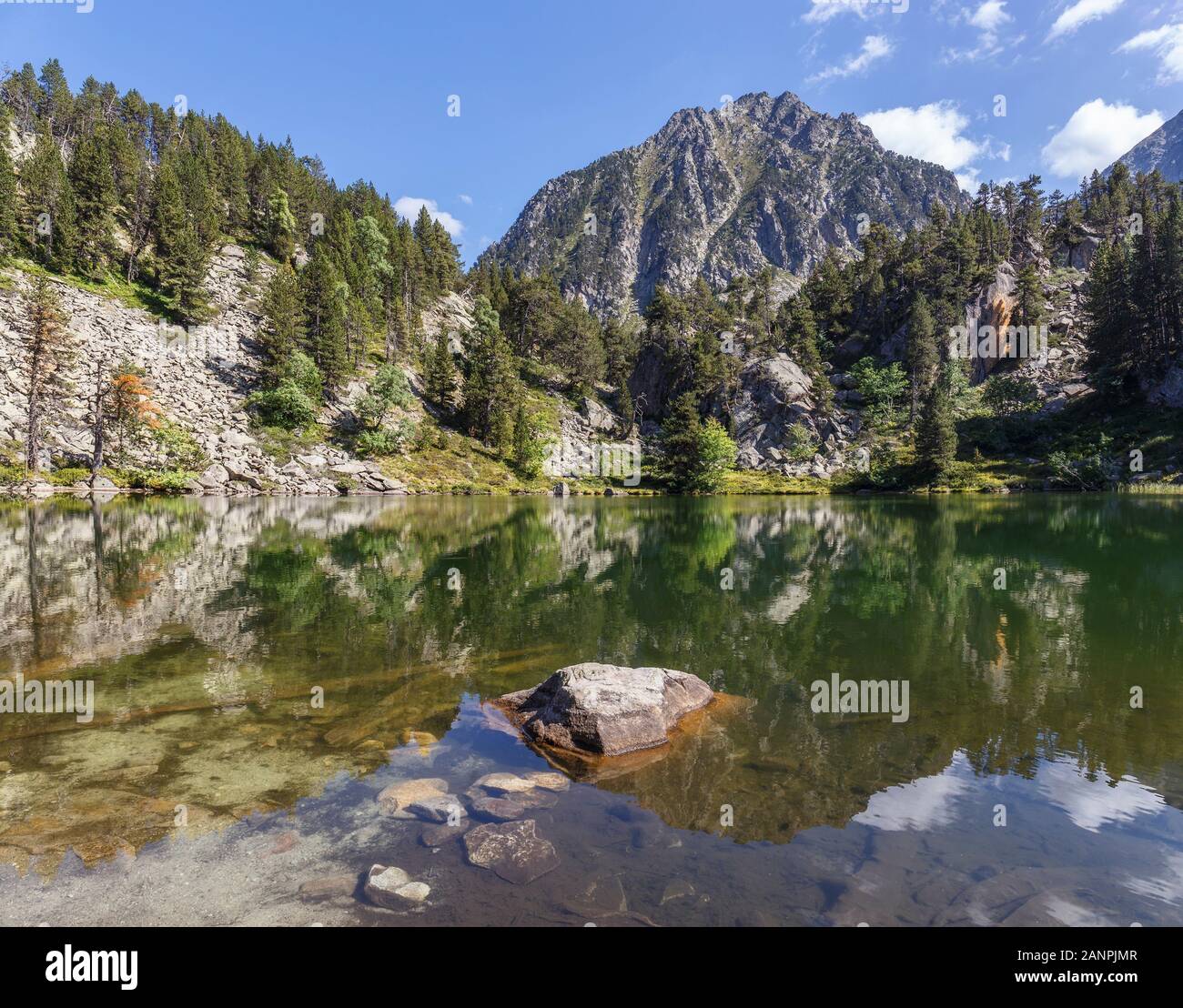 Aerial pyrenees lake hi-res stock photography and images - Alamy