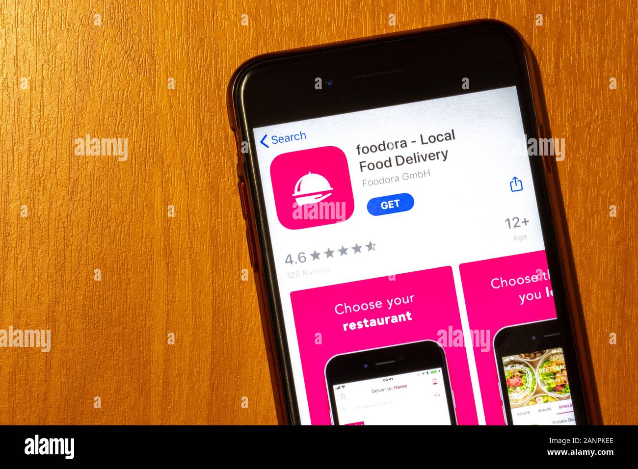Foodora symbol hi-res stock photography and images - Alamy