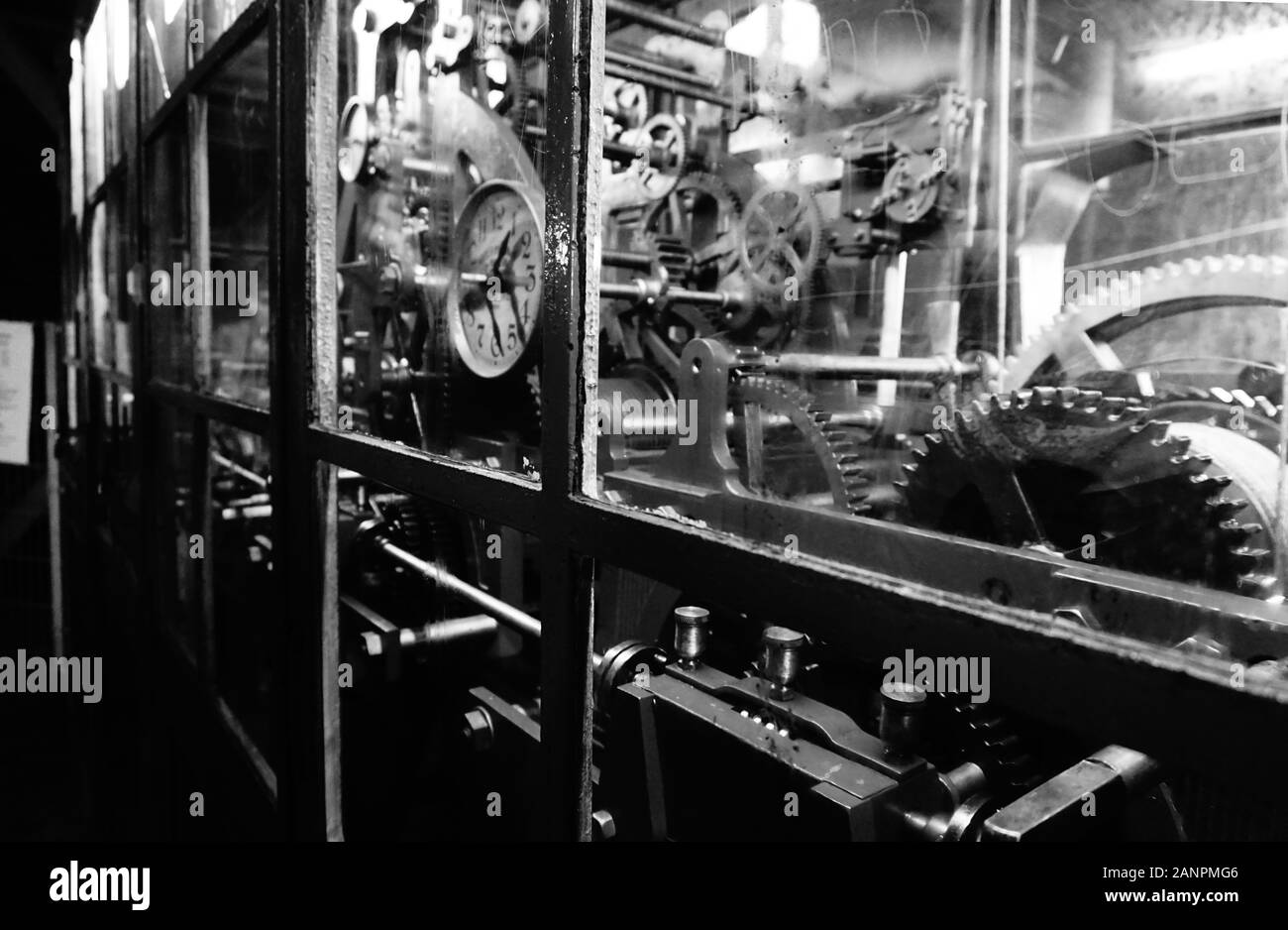 Architecture detail old clock Black and White Stock Photos & Images - Alamy