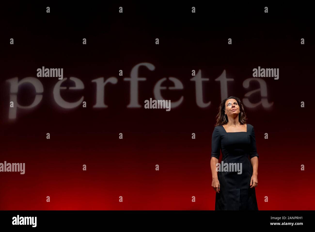 Italian actress famous hi-res stock photography and images - Alamy