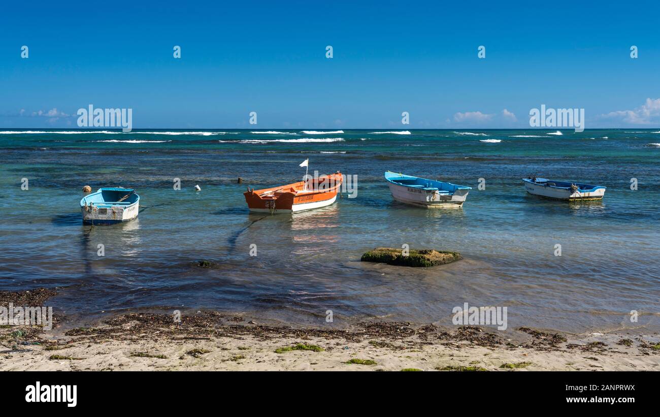 Fishing boats in dominican republic hi-res stock photography and images ...