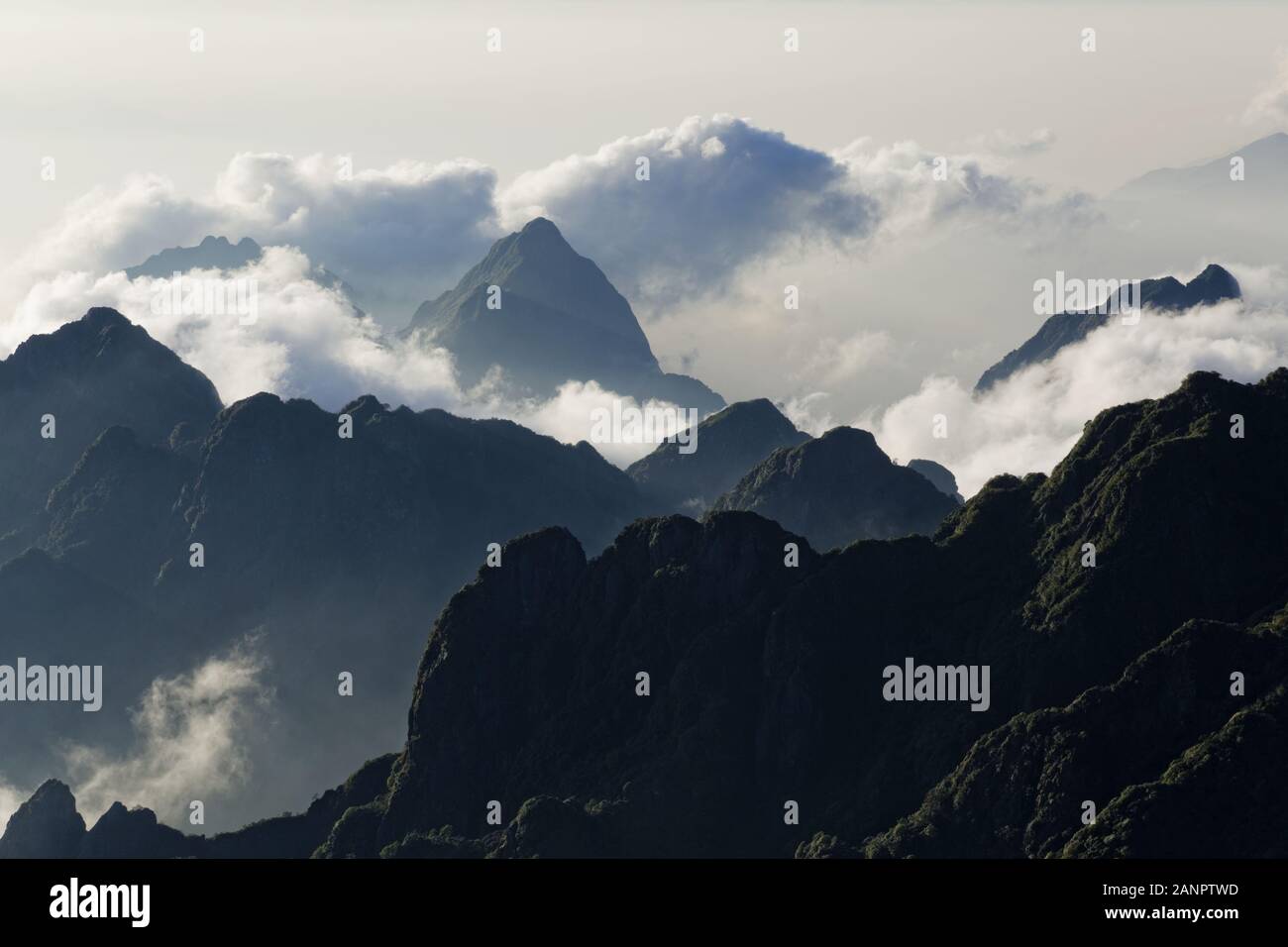 view from top of Mount Fansipan, Sapa, Vietnam Stock Photo - Alamy