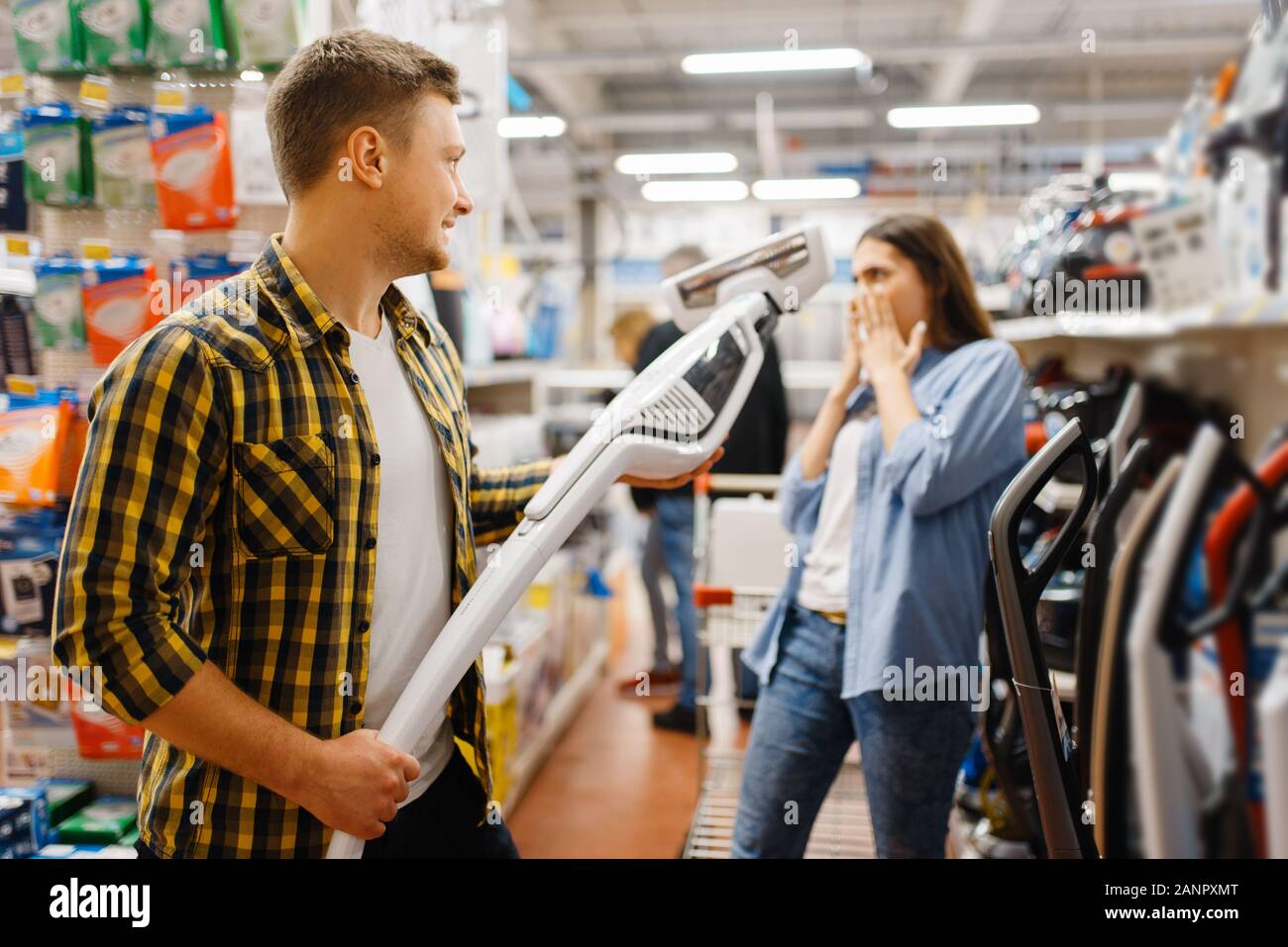 Shop vacuum cleaner hi-res stock photography and images - Alamy