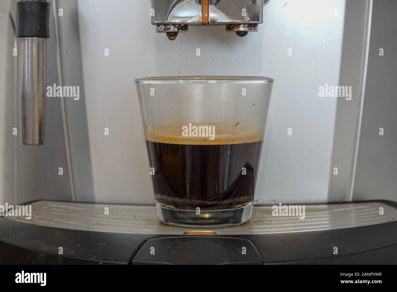 Automatic coffee maker hi-res stock photography and images - Alamy