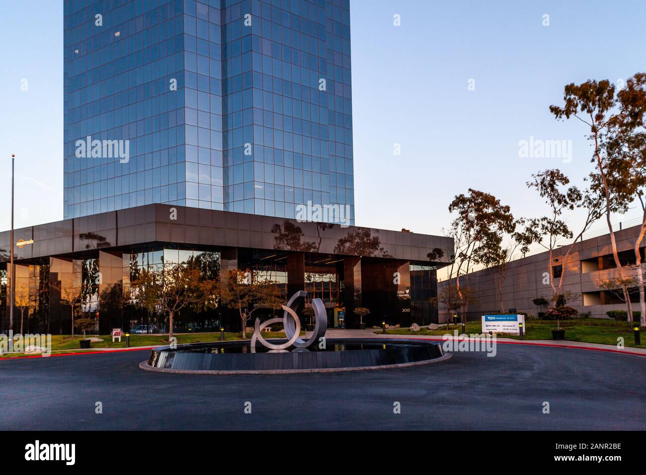 Topa Financial Plaza in Oxnard Californ Stock Photo - Alamy