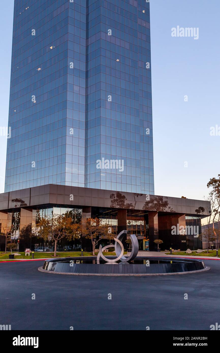 Topa Financial Plaza in Oxnard Californ Stock Photo - Alamy