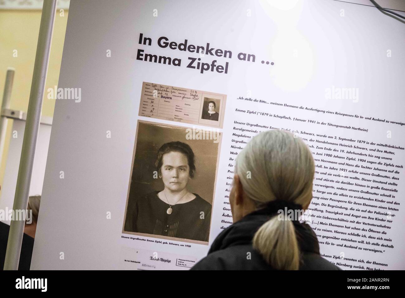 Munich, Bavaria, Germany. 18th Jan, 2020. Guests at an exhibition ...