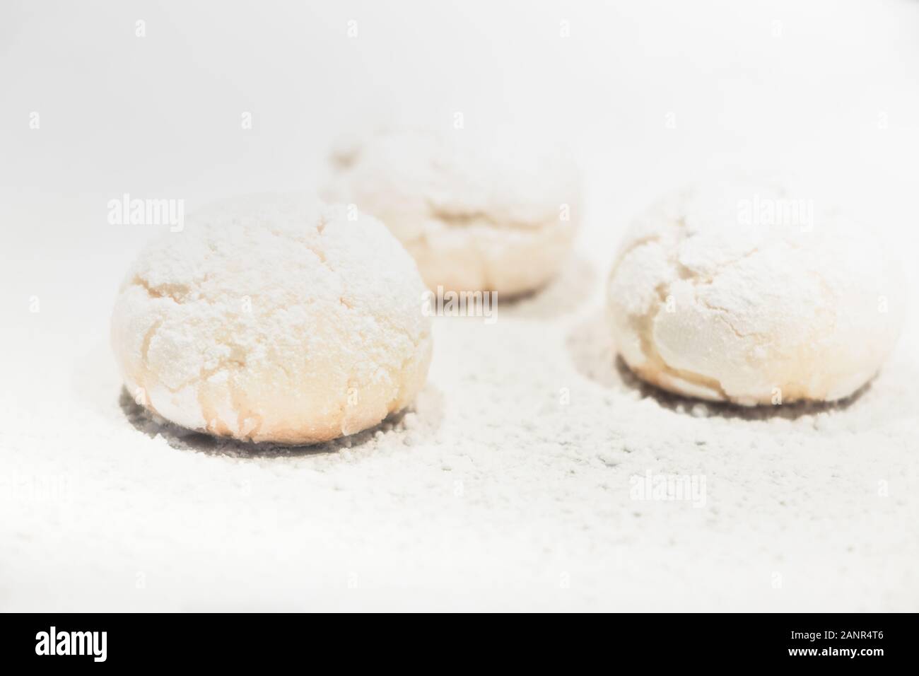 Powdered lemon cookies hi-res stock photography and images - Alamy
