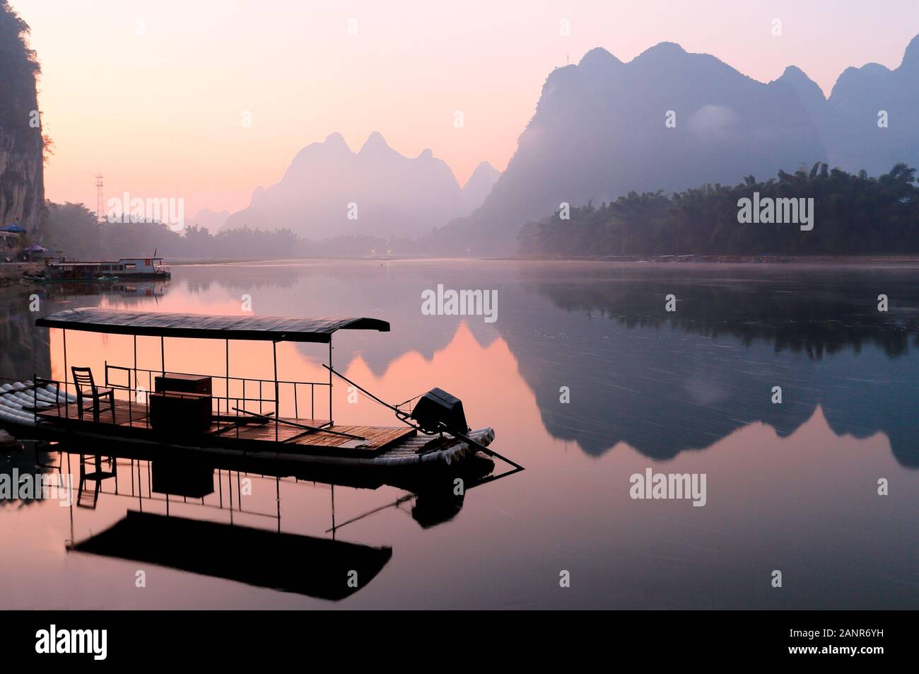 Guilin and xingping sunrise hi-res stock photography and images - Alamy