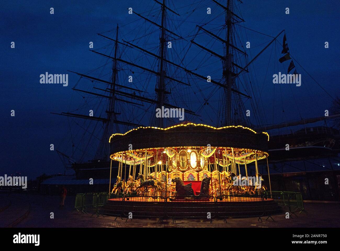 Merry go round carousel silhouette hi-res stock photography and images ...