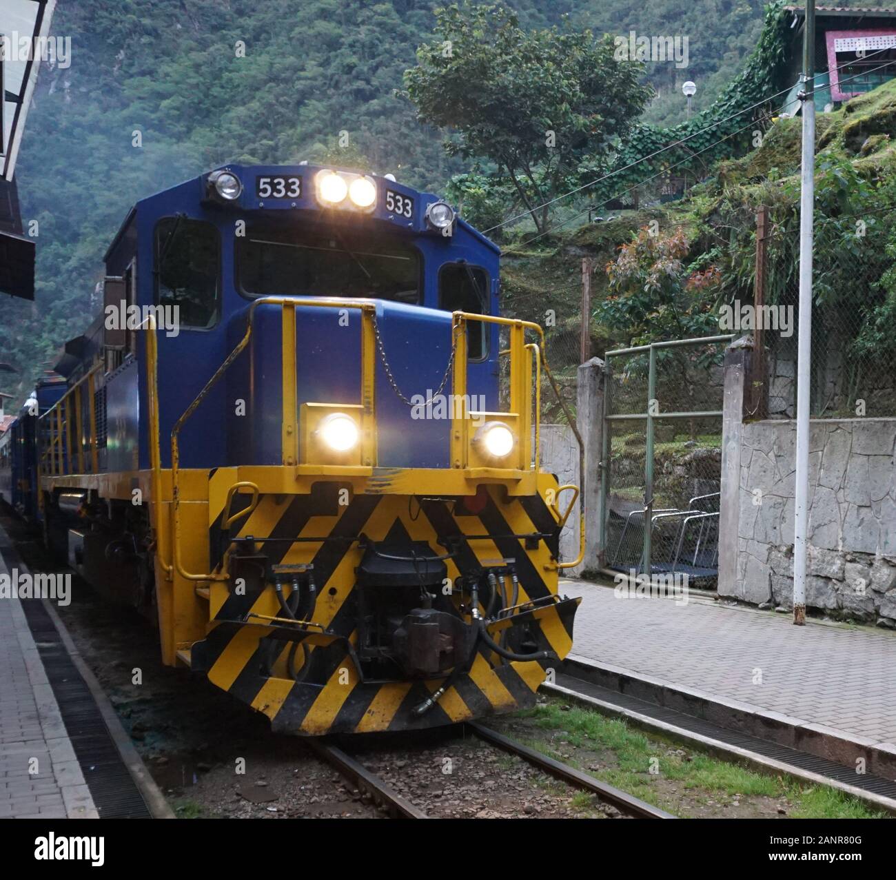 Old blue railway train subway Stock Photo - Alamy