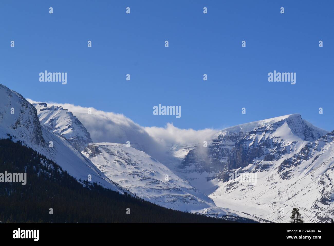 Banff Nation Park Mountian Range Stock Photo - Alamy