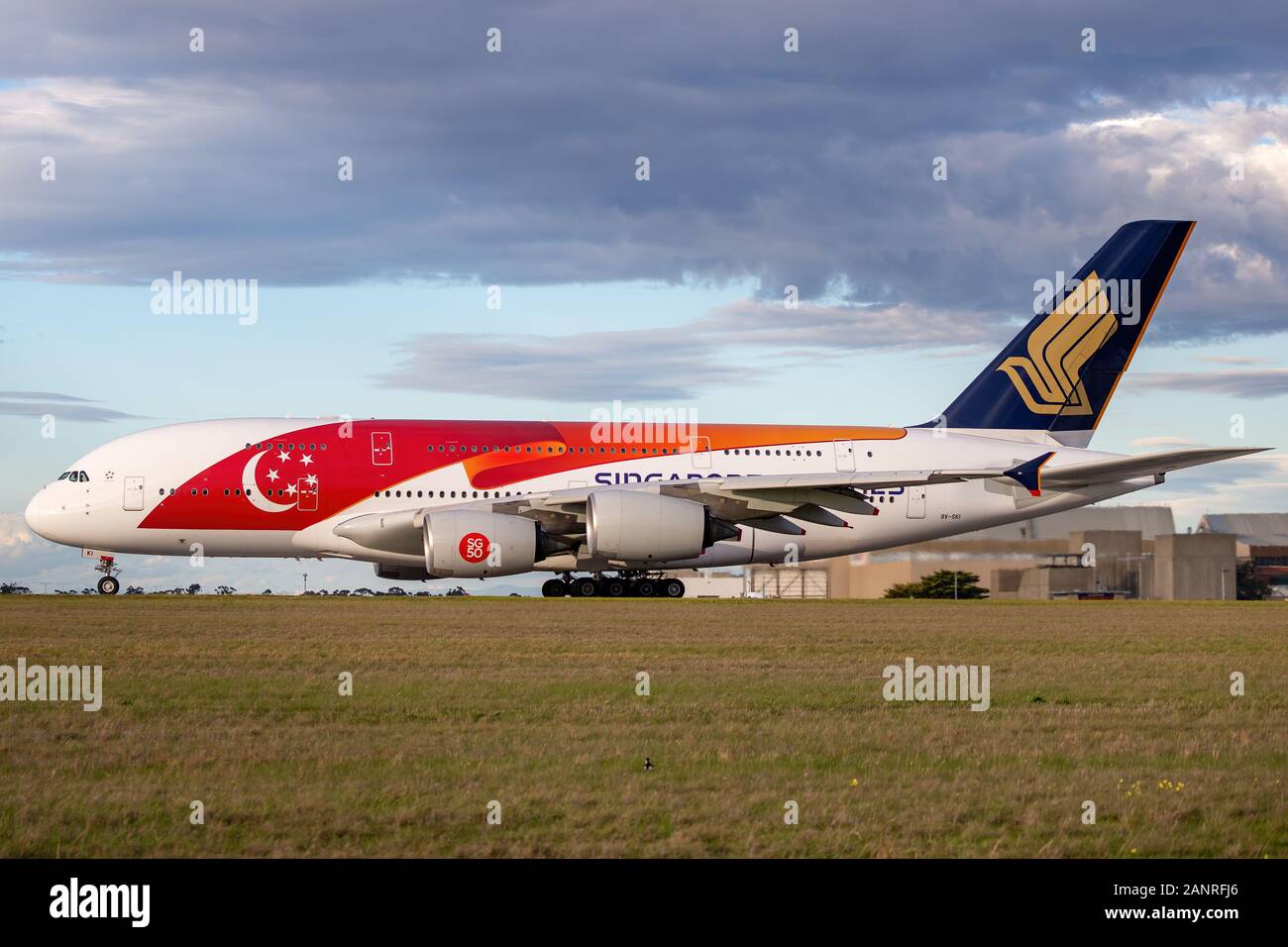 Singapore Airlines Airbus A380-841 9V-SKI in a special livery to ...