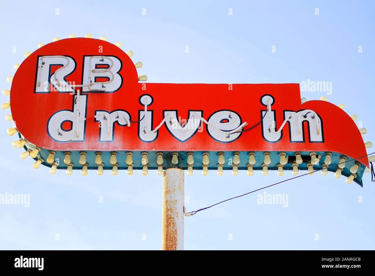 Classic retro American drive in restaurant sign. RB drive in, Helena ...