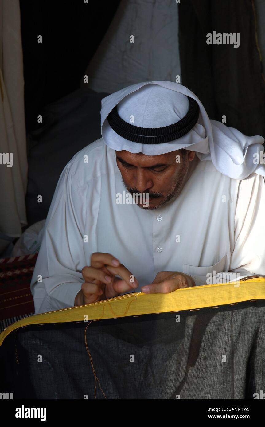 Arabic tailor hi-res stock photography and images - Alamy