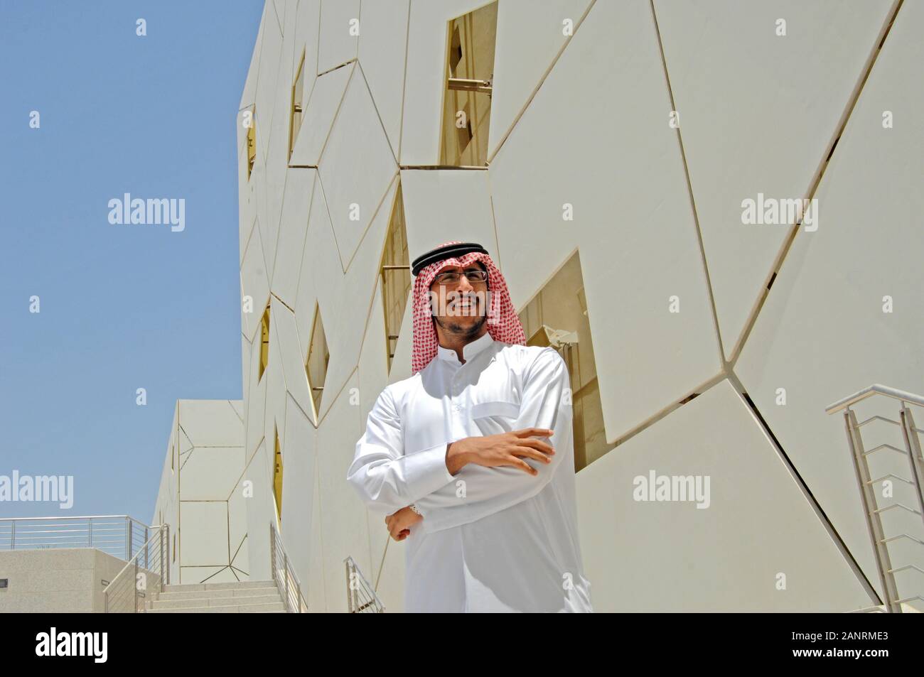 Qatari group portrait hi-res stock photography and images - Alamy