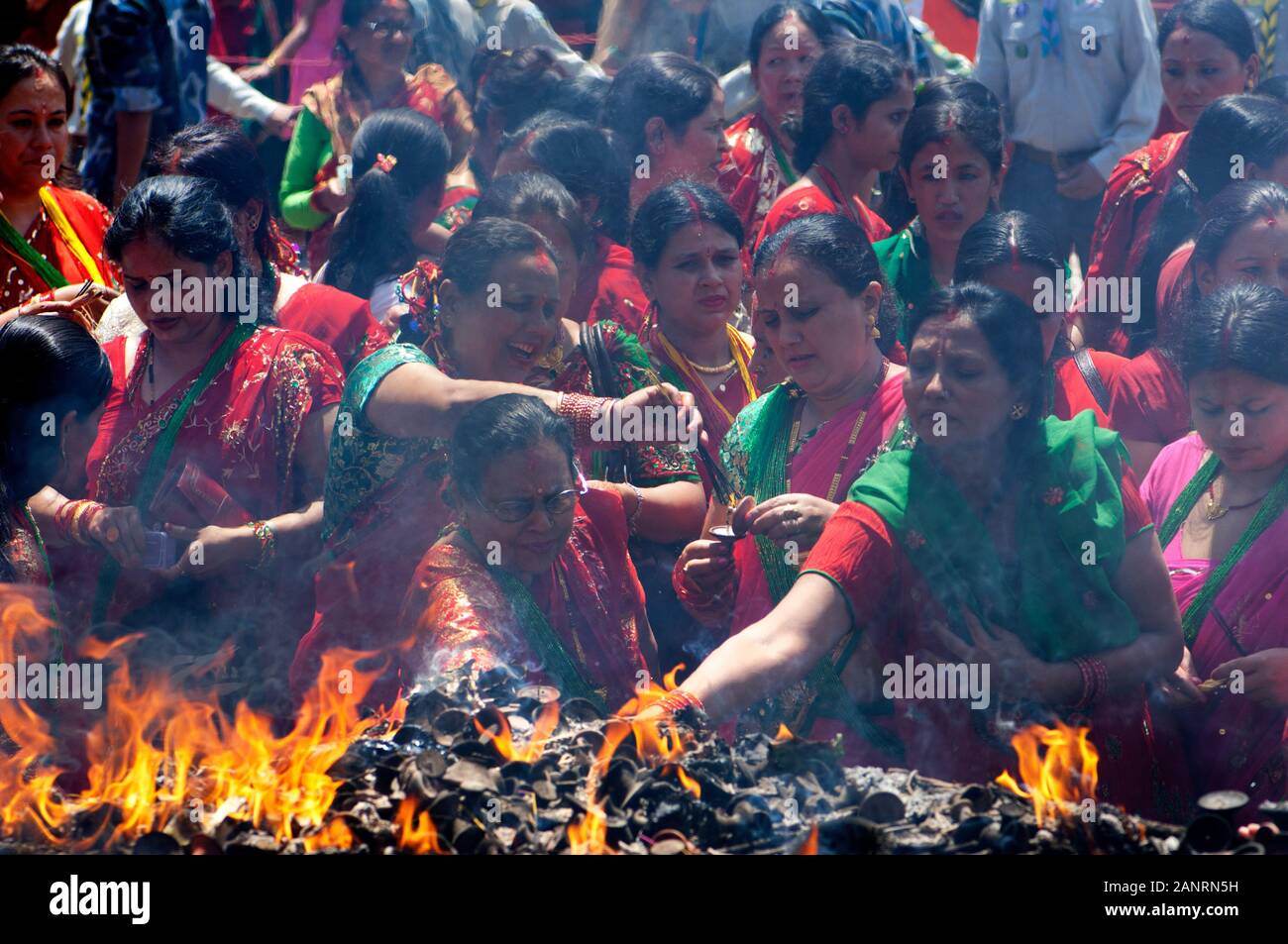 Nepali hindu women hi-res stock photography and images - Alamy
