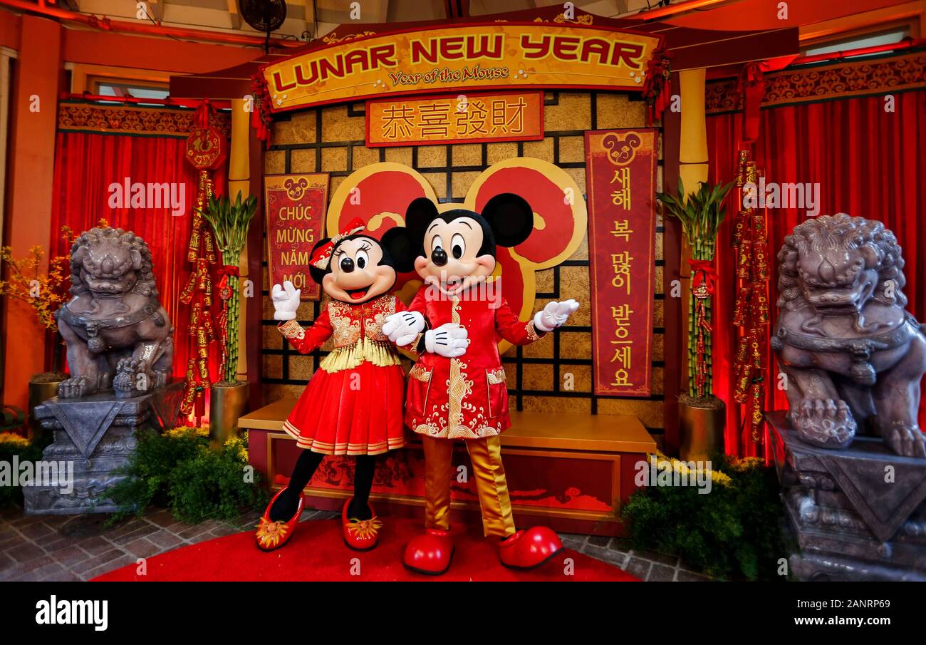 Anaheim, USA. 17th Jan, 2020. Mickey and Minnie dressed in their new ...