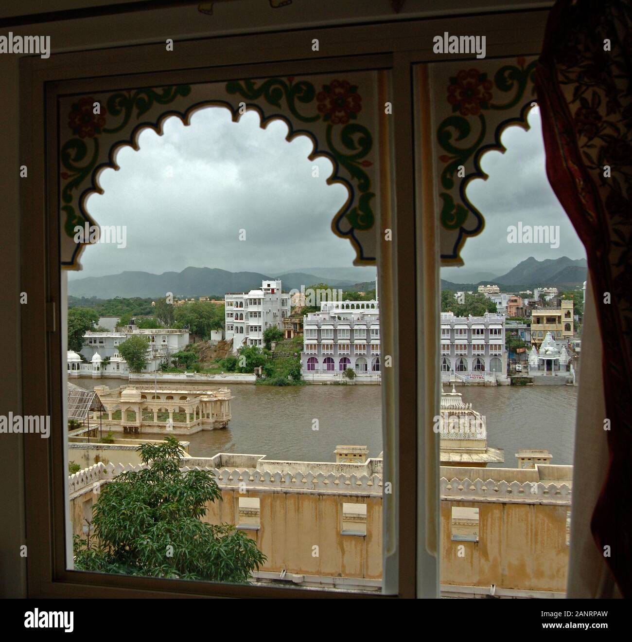 Udaipur, view, lake, city, landscape. Rajasthan, India Stock Photo - Alamy