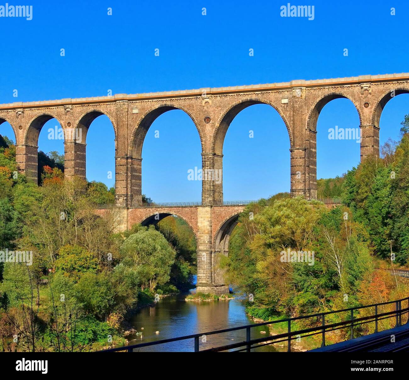 Viadukt bogen hi-res stock photography and images - Alamy Viadukt bogen hi-res stock photography and images - Alamy