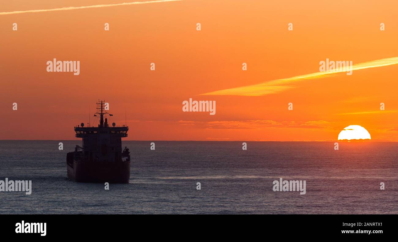 Superstructure hi-res stock photography and images - Alamy