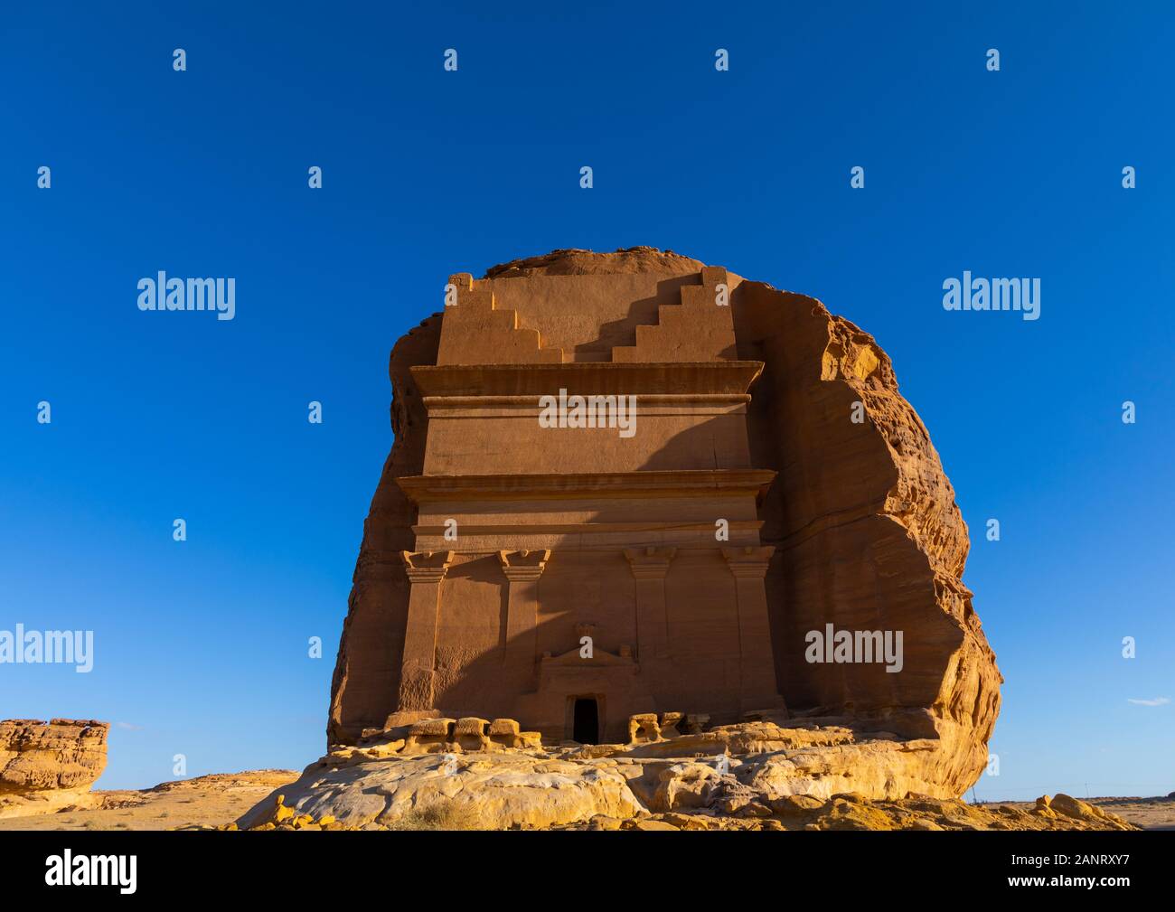 Qasr al-Farid tomb of Lihyan son of Kuza in Madain Saleh, Al Madinah ...