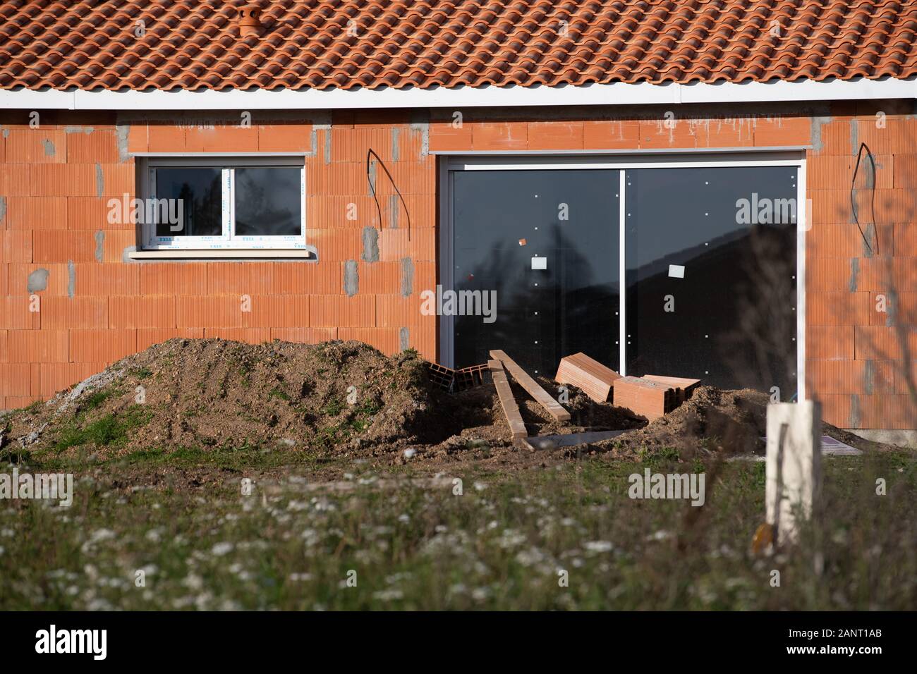 Construction site of an new built house Stock Photo - Alamy